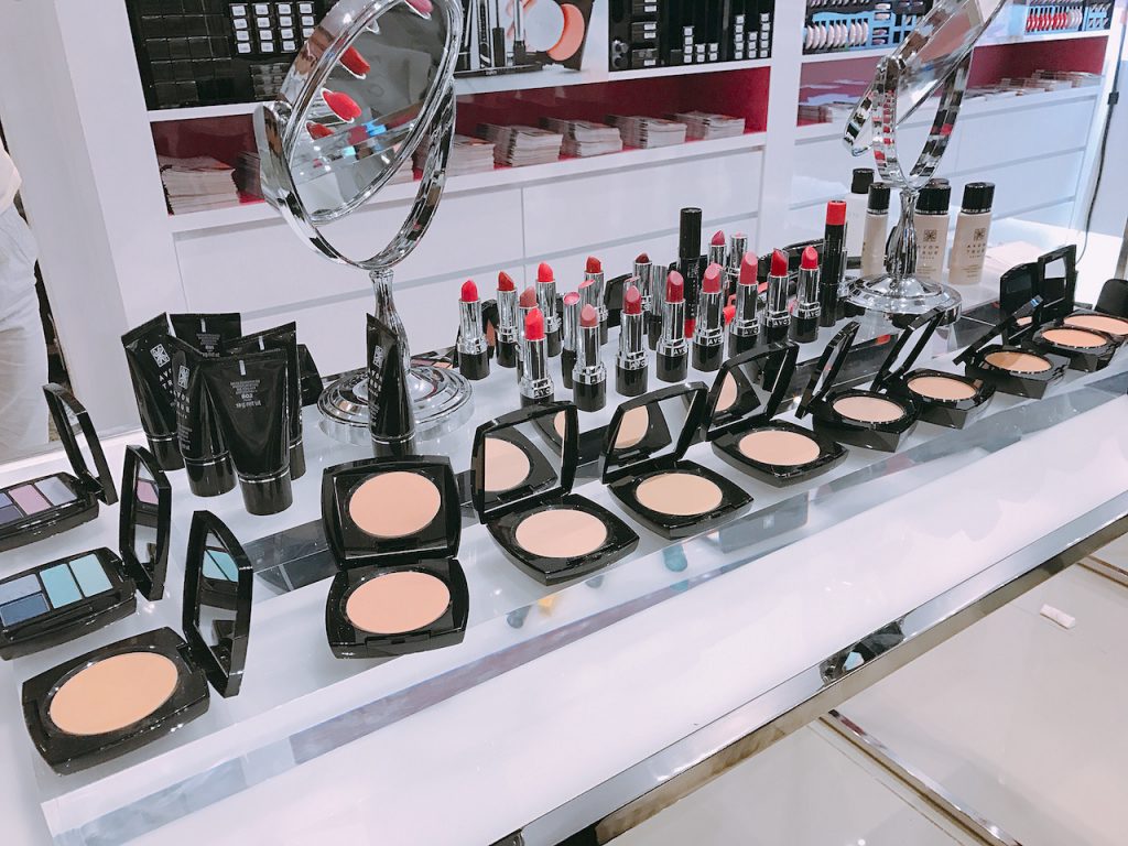 AVON Set Up 1st Flagship Beauty Store at Berjaya Times Square Shopping ...
