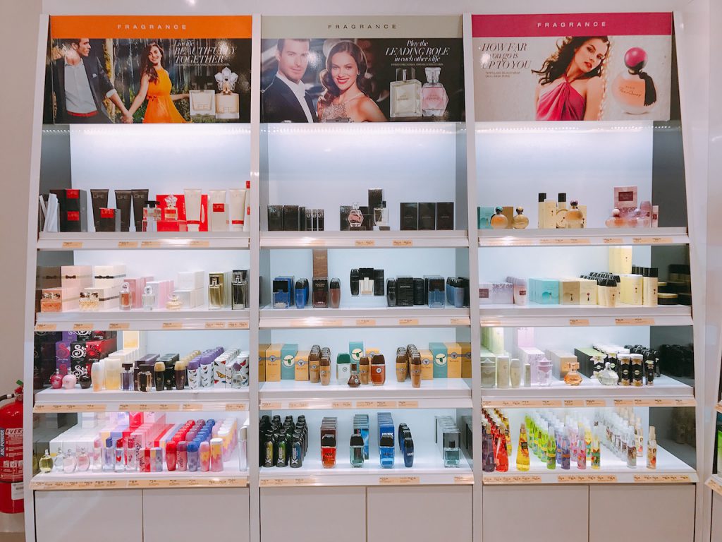 AVON Set Up 1st Flagship Beauty Store at Berjaya Times Square Shopping ...