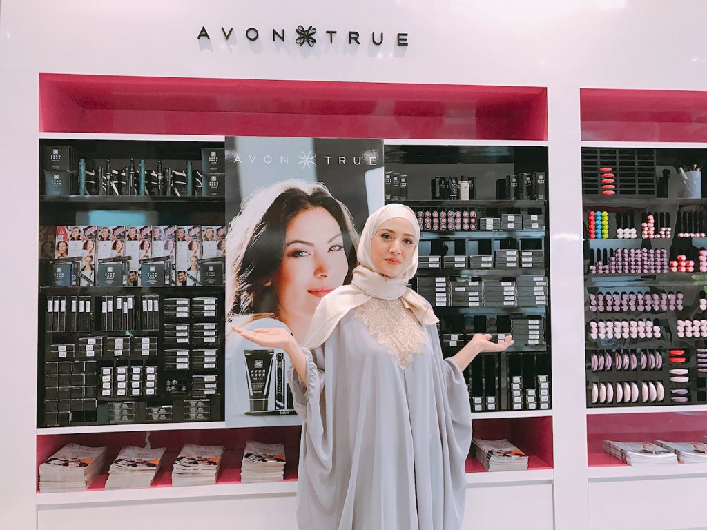 AVON Set Up 1st Flagship Beauty Store at Berjaya Times Square Shopping ...