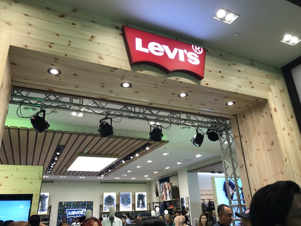 Levi's Launched First Set The Standard (STS) Store in Pavilion Elite ...