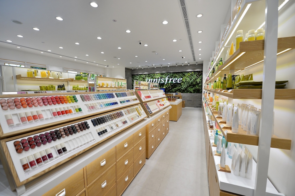 innisfree's Celebrated the Grand Opening of 8th Outlet in Mid Valley ...