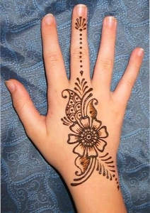 5 Simple and Easy Henna Design for Beginners | Pamper.My