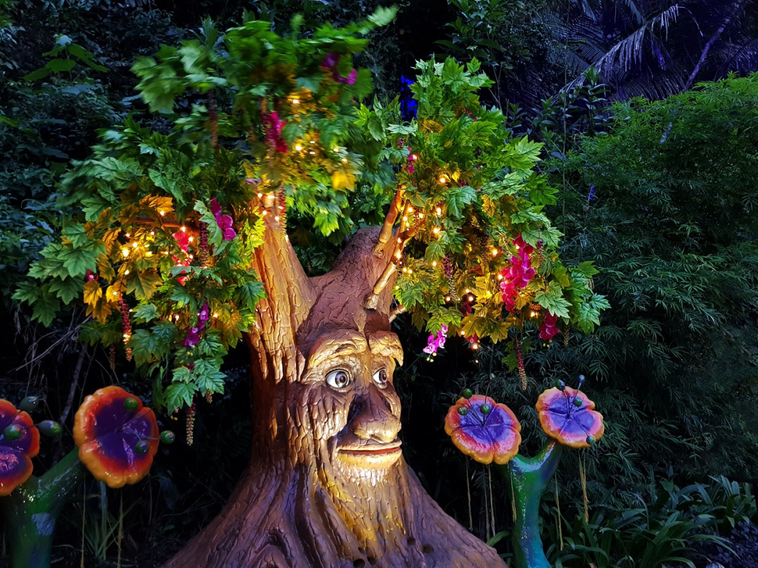 Enter An Illuminated World At The Lost World Of Tambun's 'Luminous ...