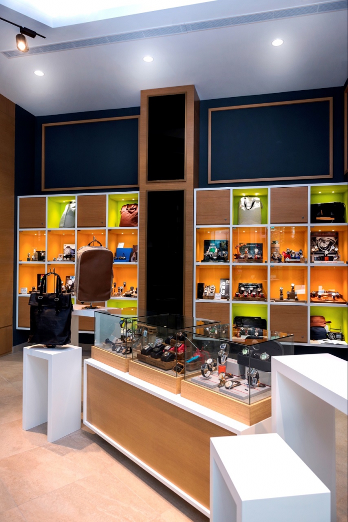 Get “Your everyday essentials” At mo.men.tum, Sunway Velocity Shopping ...