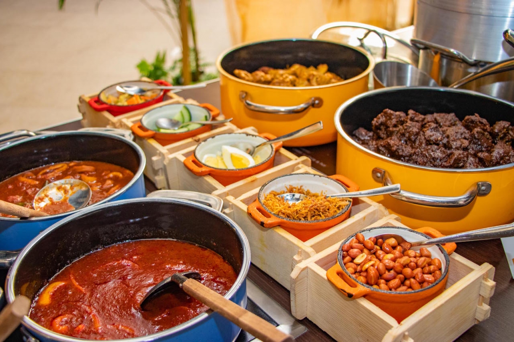 #PamperEats: Muhibbah Feast Buffet at The Courtyard, Pavilion Hotel ...